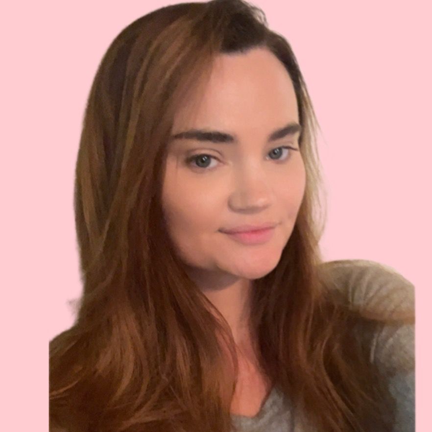 Kelly R.@kellyrdigitals | TikTok Shop Creator Sales History | FastMoss