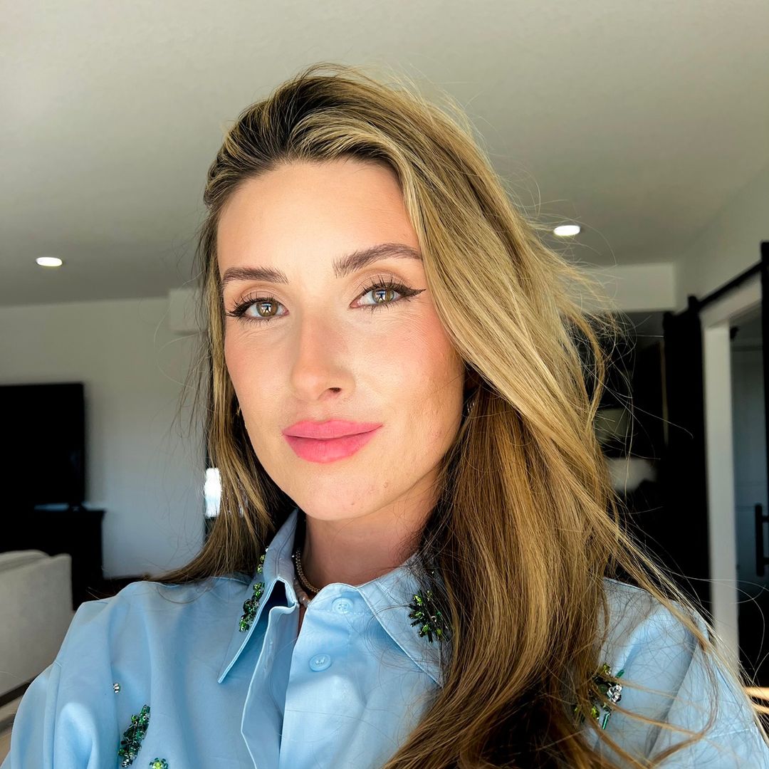 查看[@sincerely.sarahandharry]在TikTok的带货数据表现、粉丝画像和联系方式-FastMoss