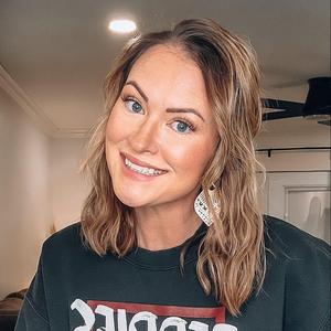 Tabitha Dodson@makemoneywithtab | TikTok Shop Creator Sales History ...