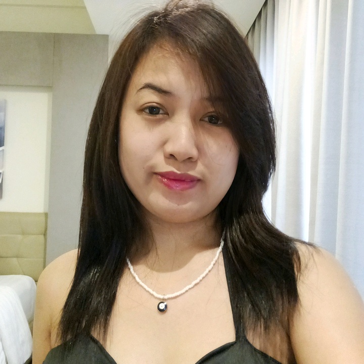 Aj Ramos@ajrmos | TikTok Shop Creator Sales History | FastMoss