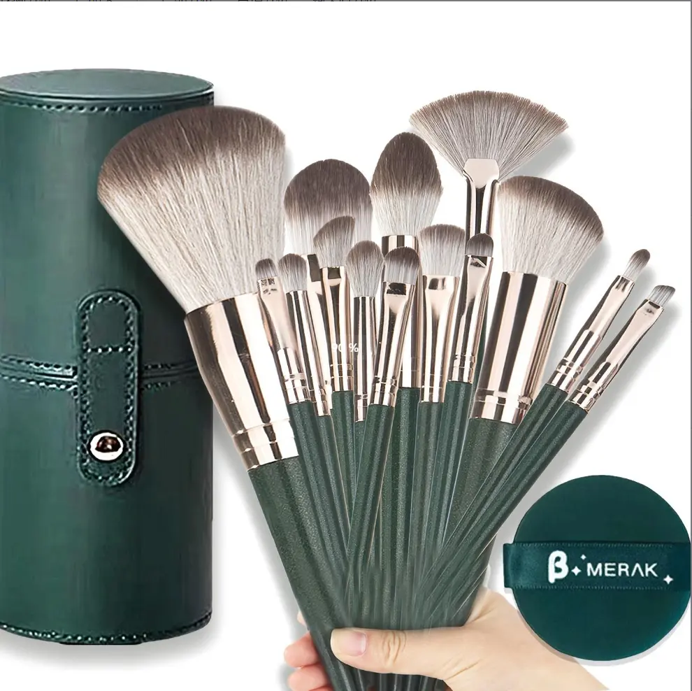 查看[Maez Liston Set Berus Mekap 14-in-1 Anti-Lembab & Lembut Silikon ...