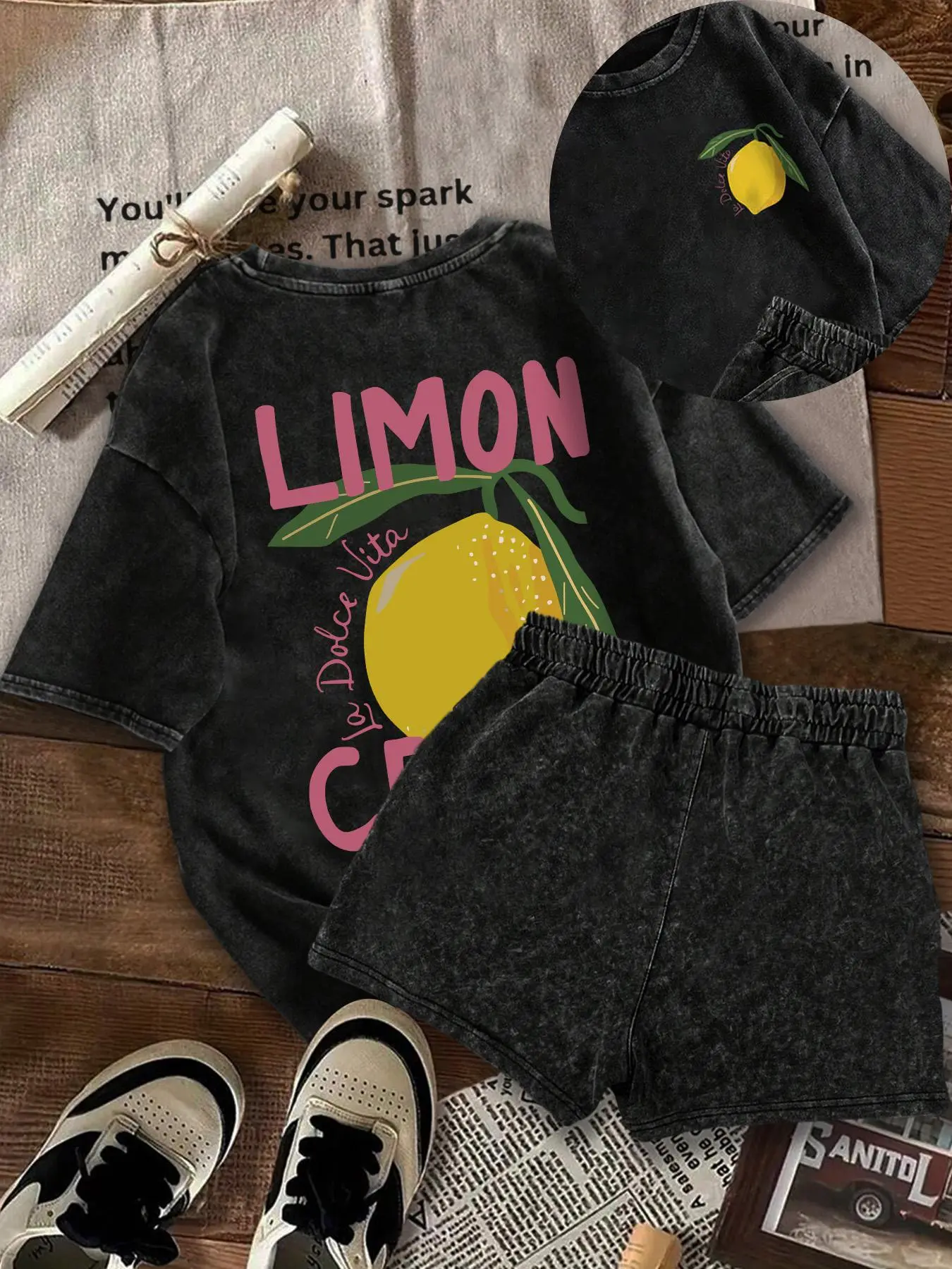 Two-Piece Set Women's Lemon Print Short Sleeve T-shirt & Skinny Shorts ...