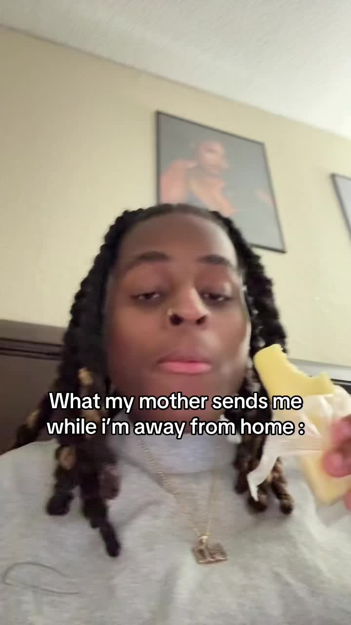 [@iamlakaay][😭😭😭😭BRO ! COULDNT EVEN WAIT UNTIL I GOT HOME !? and they ...