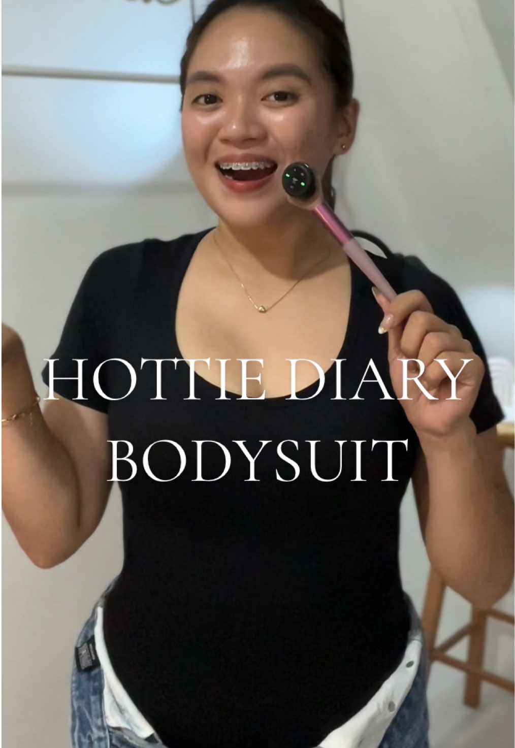 If you’re braso & tummy conscious, this bodysuit is perfect for you! 🤍 ...